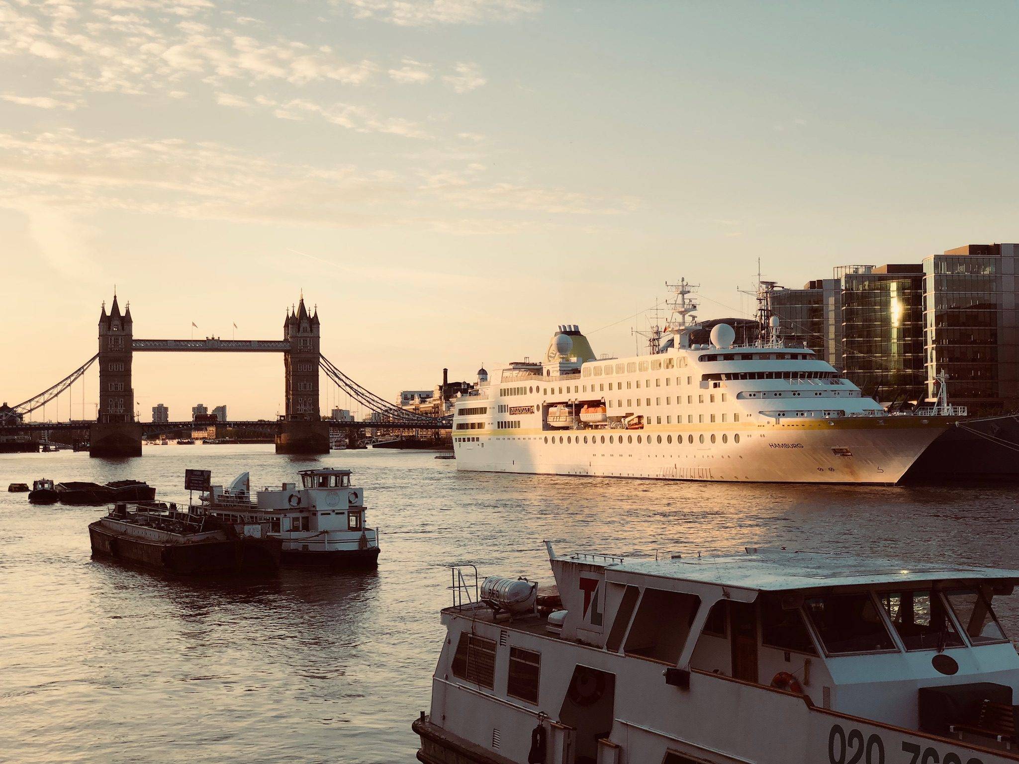 London Moorings Schedule - Capital Cruising